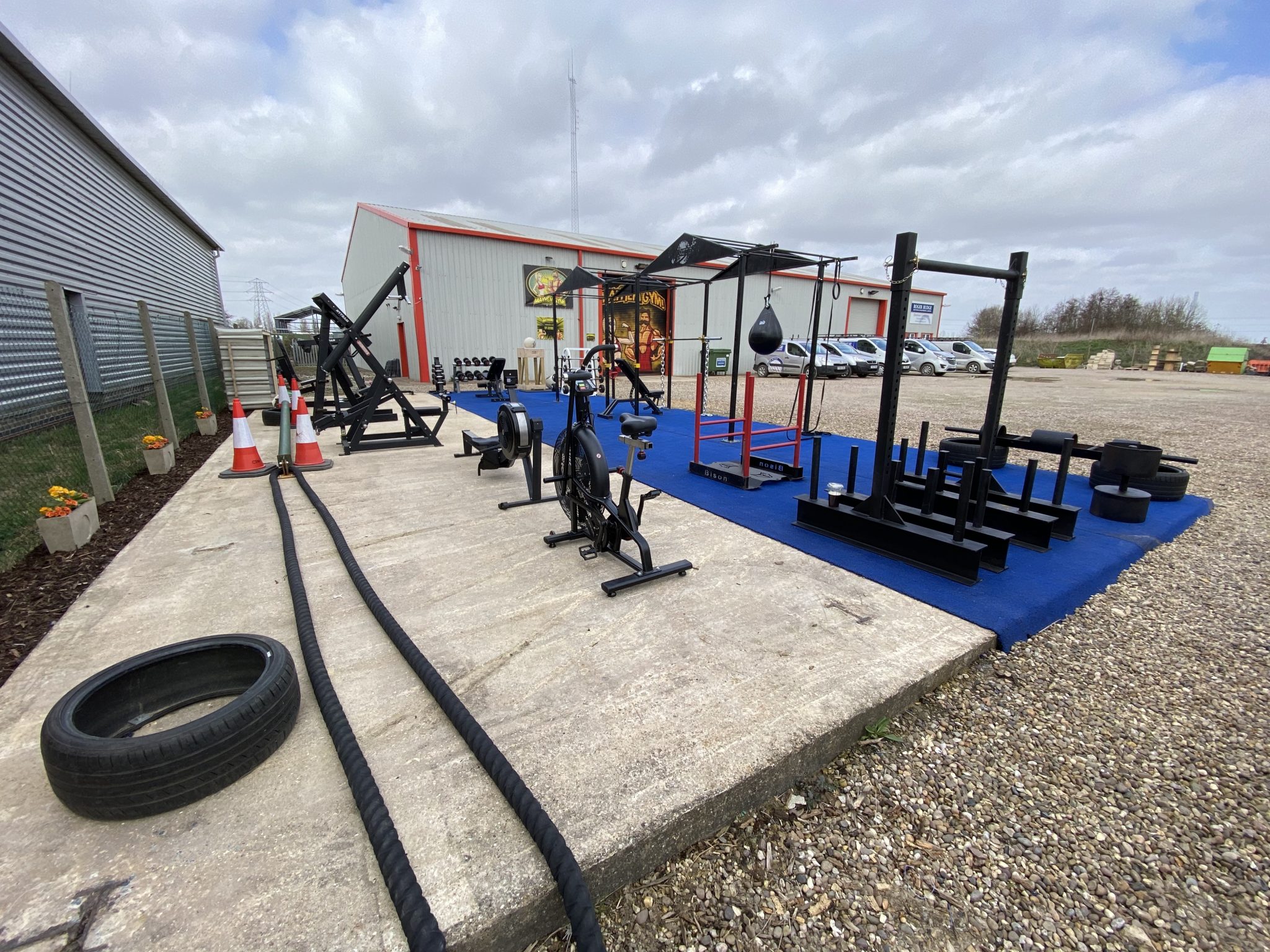 Muscle Yard! – Mayhem Gym