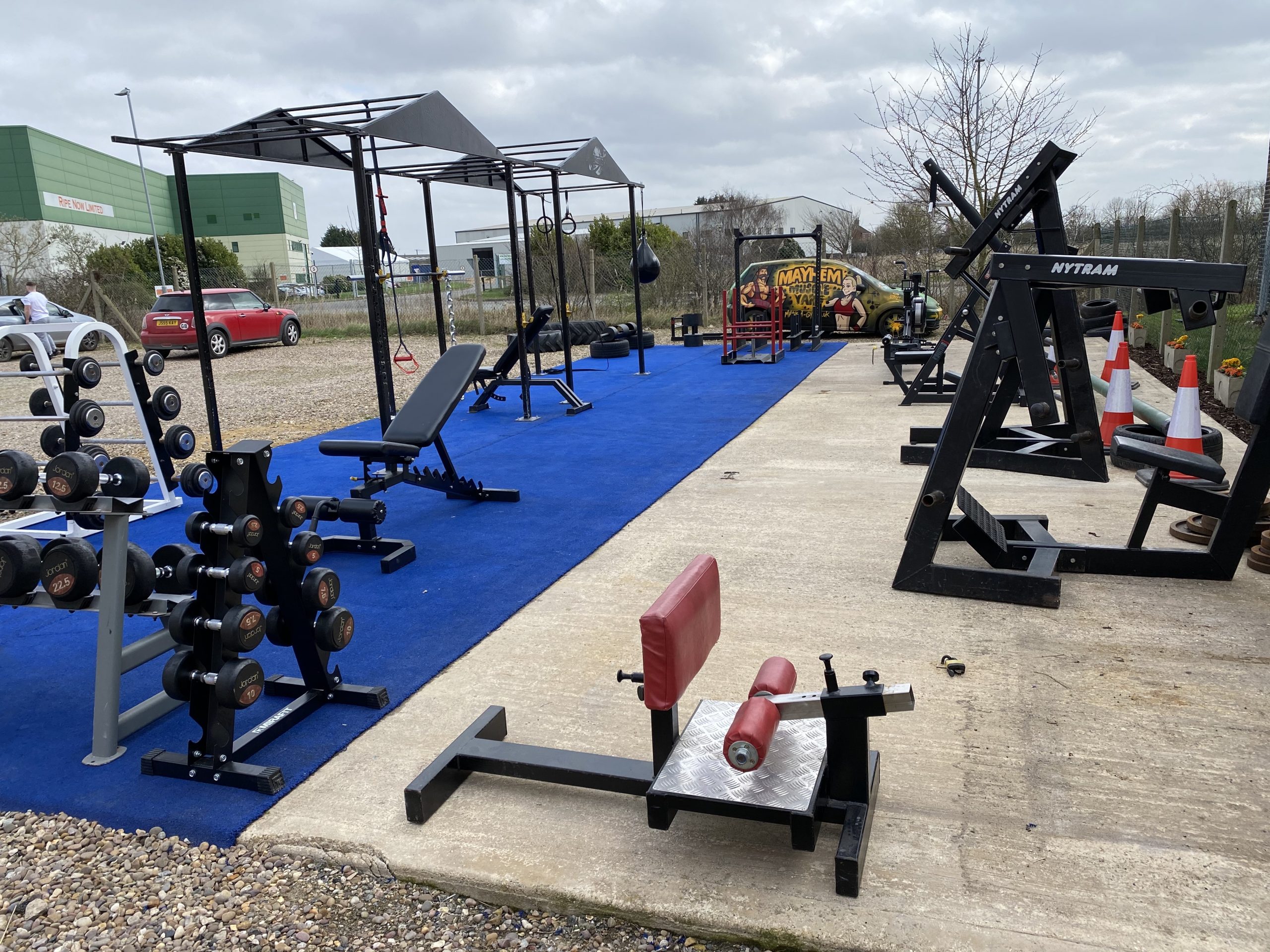 Muscle Yard! – Mayhem Gym